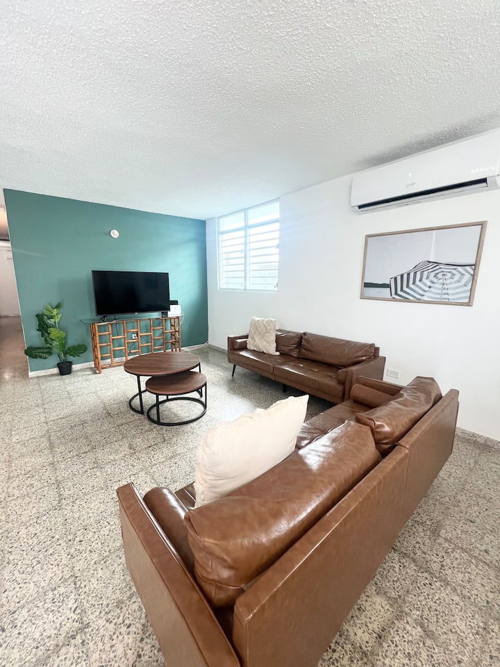 Full House Near Airport - Porto Rico