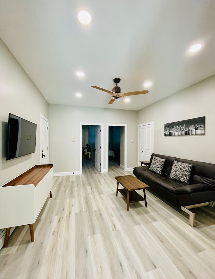 Luxury & Large 2 Br Apartment- Easy Access To Nyc - Hoboken, NJ