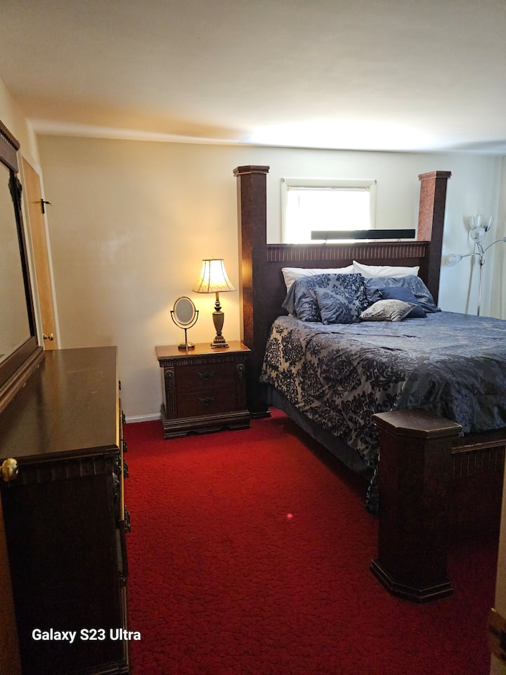 Jorgeshome - Lowell, MA