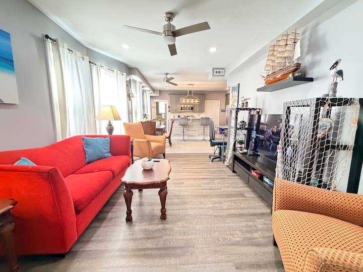 Safest Neighborhood, Free Parking, Laundry & Wifi - Montclair, NJ