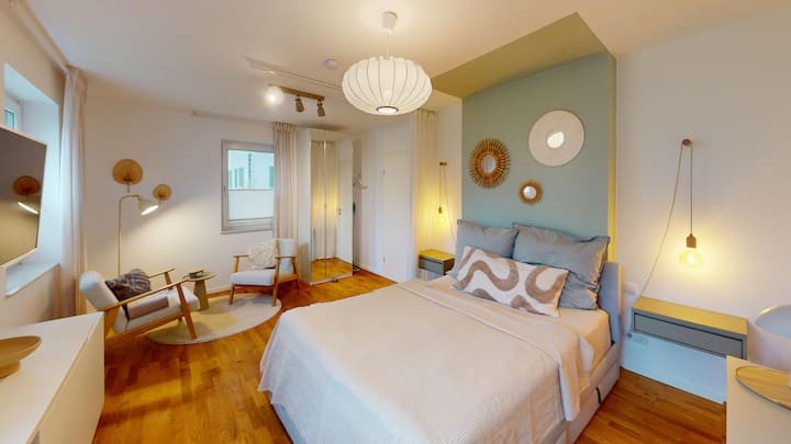 Cozy & Comfortable Apartment With Balcony - Bayreuth