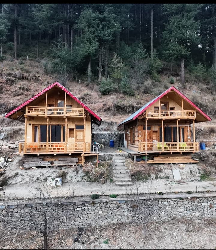 The Latoda Forest Edge Cottage - Jibhi