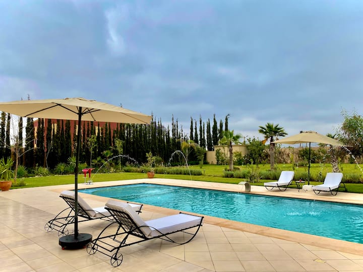 Villa Rania – Luxe, Piscine & Calme à Marrakech - Maroc