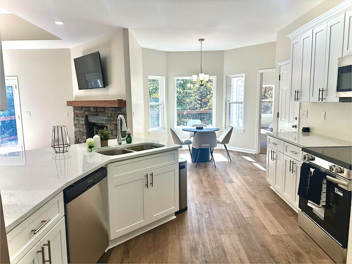 Home In Lithia Springs - Douglasville, GA