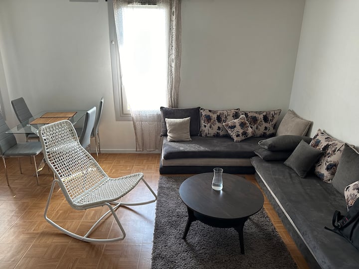 Appartement Joli Et Spacieux - Paris