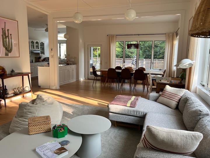 Seaview Delightful Abode - Fire Island, NY