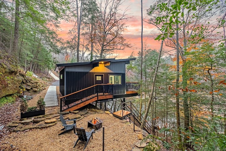 -Elora's Cabin- Waterfront Treehouse - Alabama