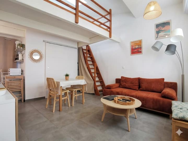Appartement T1 Chaleureux Au Coeur Du Centre Ville - Port-de-Bouc