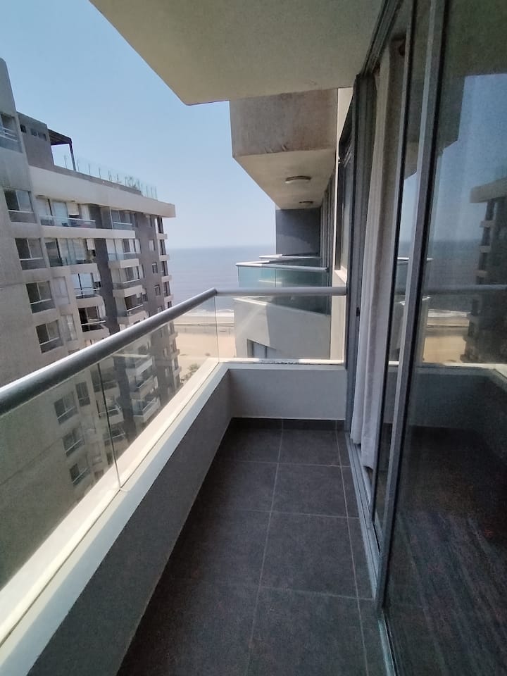 Departamento  Vista Al Mar Para Familia O Pareja - Lima