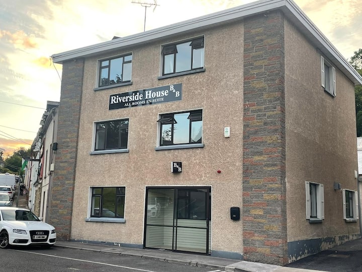 Riverside Studio Apartment - Donegal