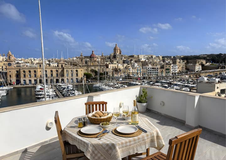 Harbour Home | Lift, Free Parking & Curated Tours - Malta