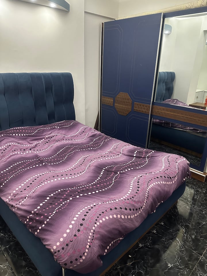 ŞEhrin Göbeğinde 2+1 Plaj Yakını - Ялова