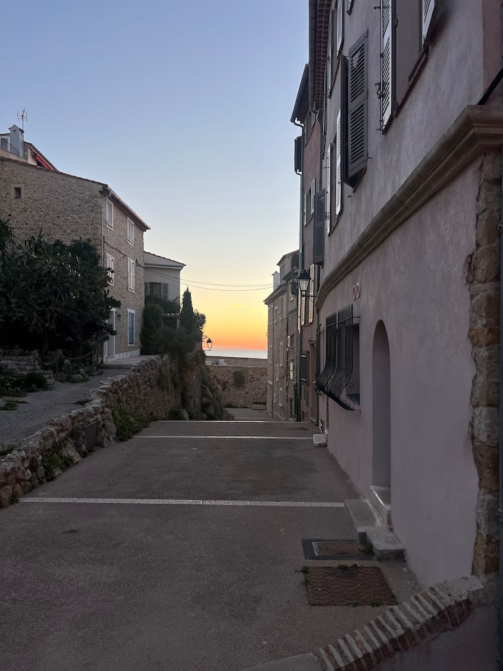 Appartement Centre Vieille Ville - Antibes
