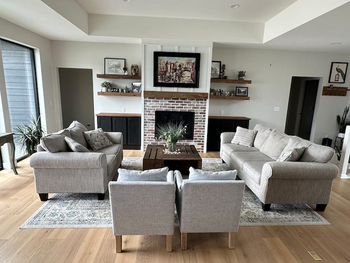 East Sioux Falls Private Room - #2 - Sioux Falls, SD