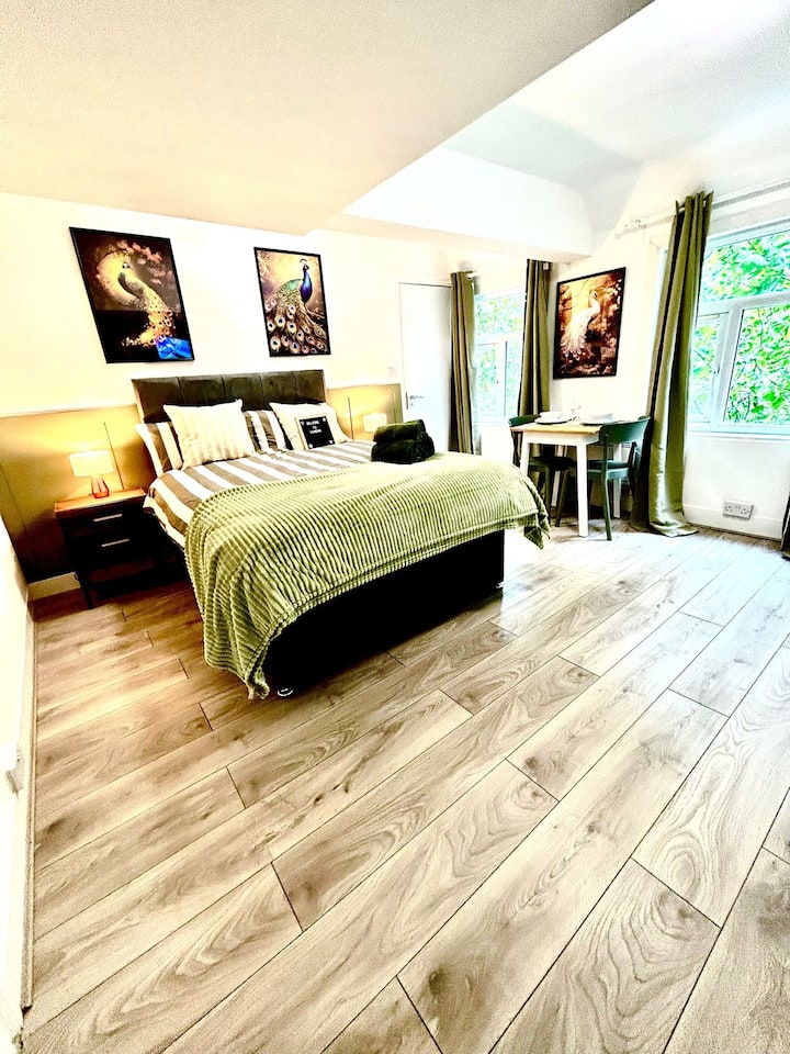 Unique Ensuite Room In London - Greenwich