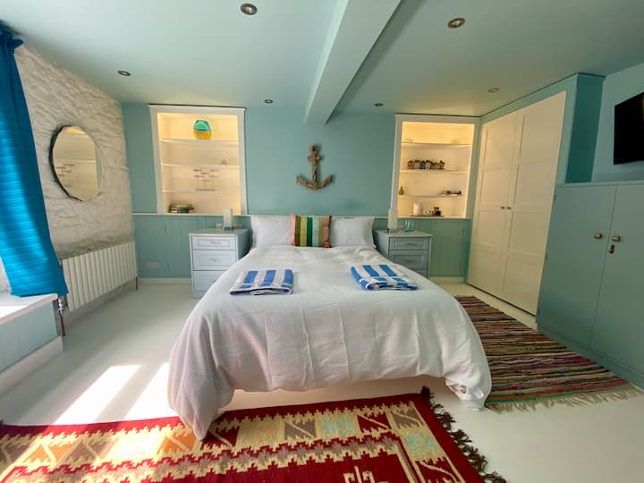 Samphire House Bedroom By The Beach - Teignmouth