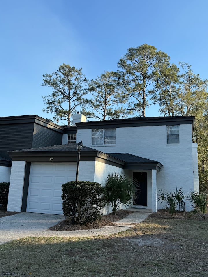 Clean & Perfect For Workers | Fast Wifi - Valdosta, GA