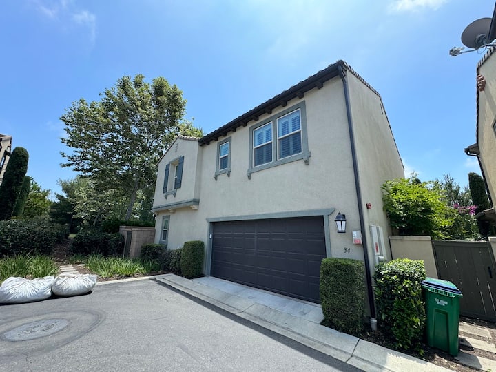 Portola四房舒适独立别墅 - Irvine, CA