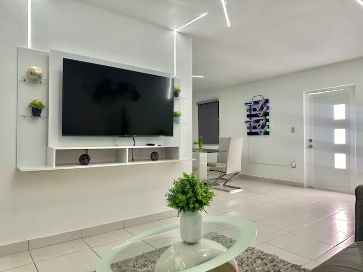 New Passion Fruit Apt At Carolina W/parking - Trujillo Alto