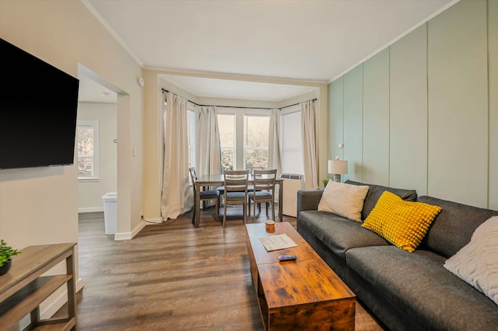 Modern Unit | Dtwn Renton | King B| Mins To Seatac - 렌턴