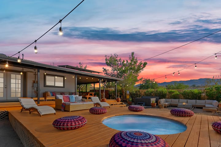 7min To Jt Park! Pool | Hot Tub | Sauna | Fire Pit - Joshua Tree, CA