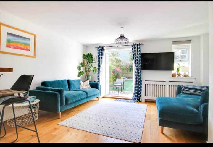 4 Bed House In Lymington - Lymington