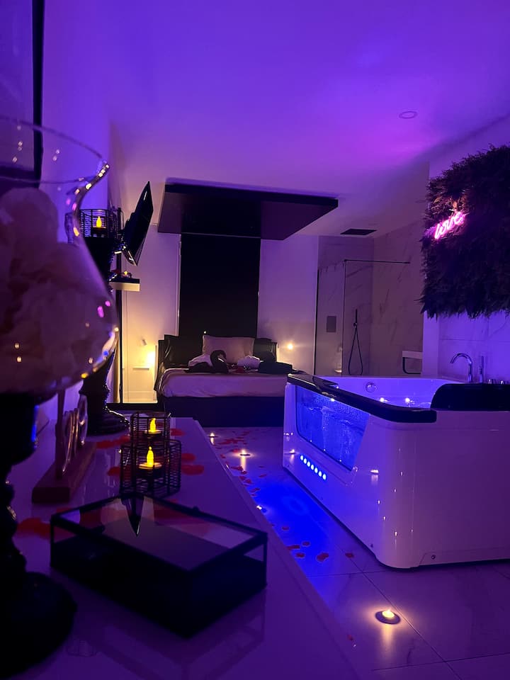 Appartement Privé Avec Jacuzzi - Cenon