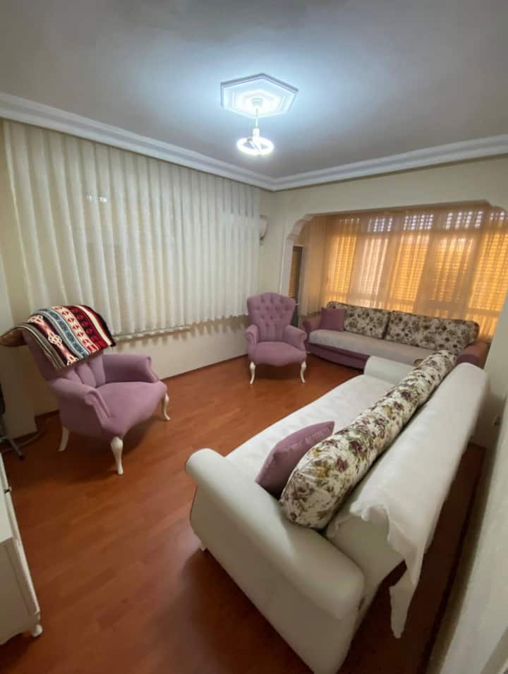 Full Eşyalı Klimalı Daire 3+1 - Edremit