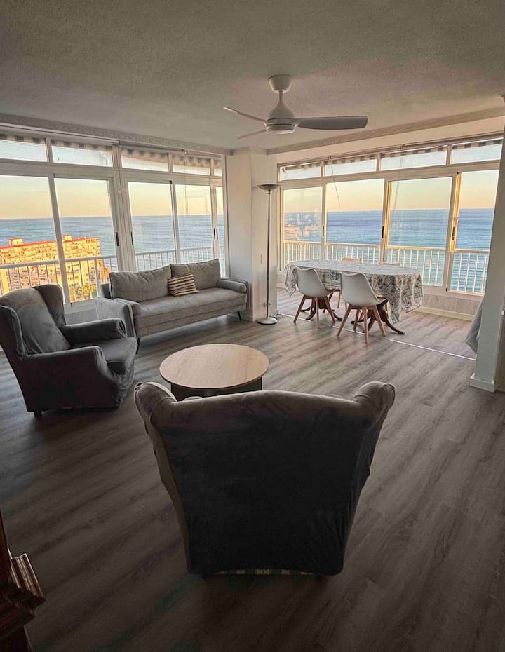 Vue Magique Sur Mer Du Quinzième Et Dernier éTage - El Campello