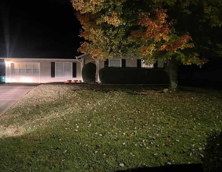 Home In Decatur - Decatur, GA