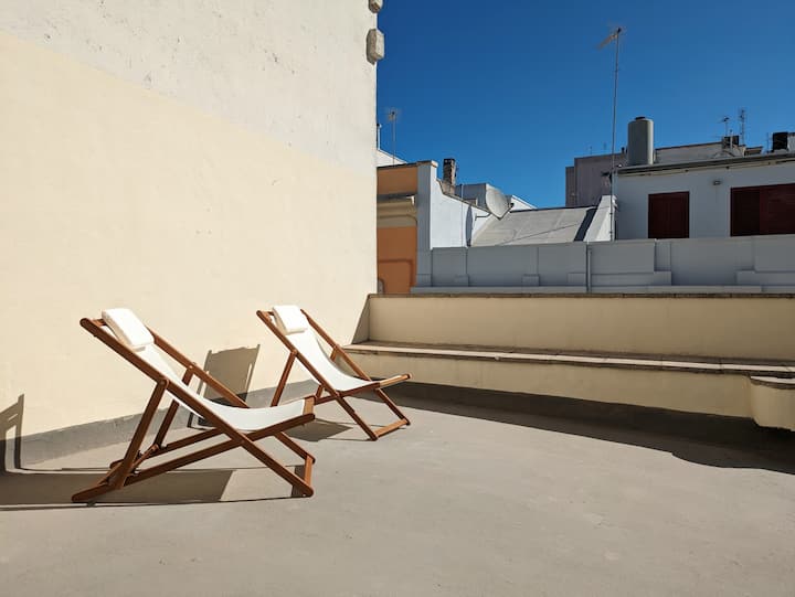Charming House With Roof Terrace - Parabita