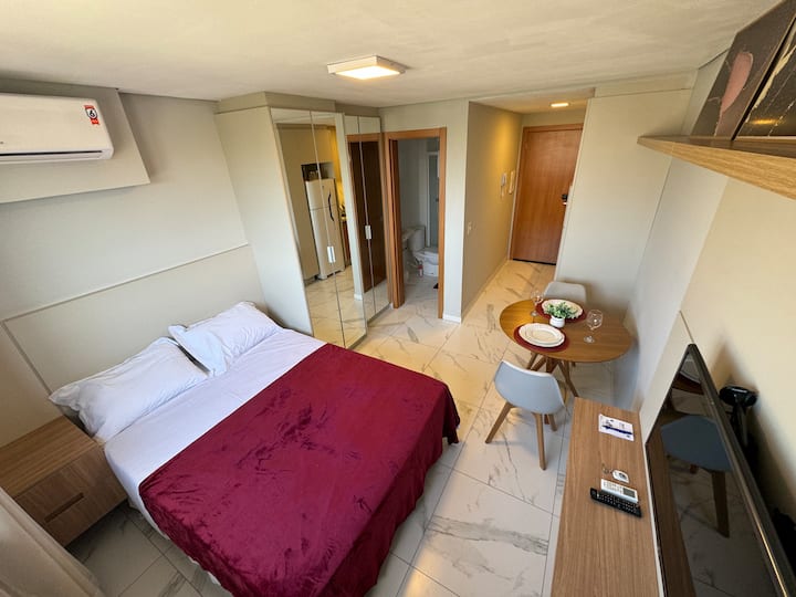 Lindo Studio Em Região Central Com Garagem 508 - Paranaguá