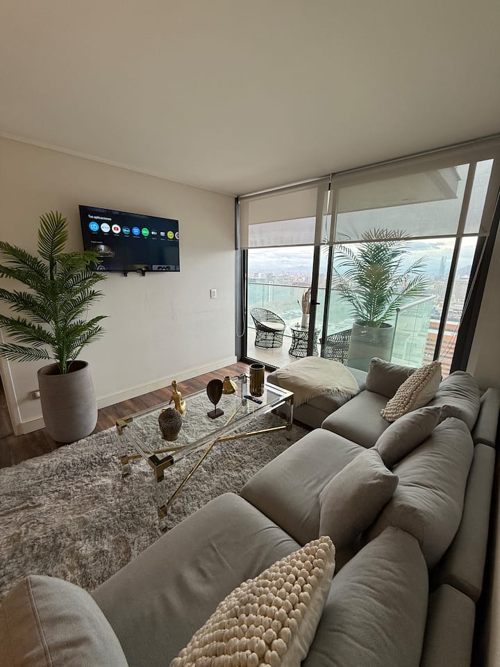 Departamento Cerca De Mall Parque Arauco, Clínicas - Las Condes