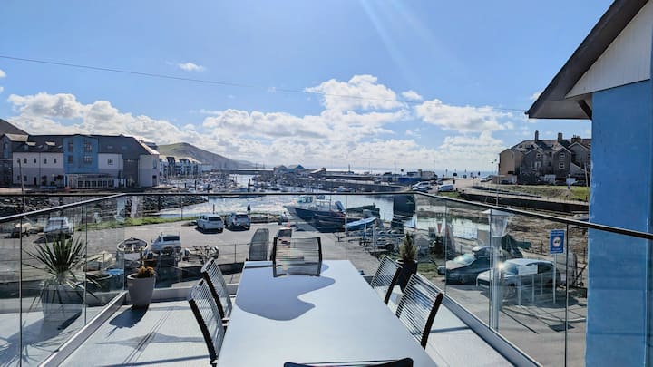 Modern Harbour-view Townhouse In Aberystwyth - Aberystwyth