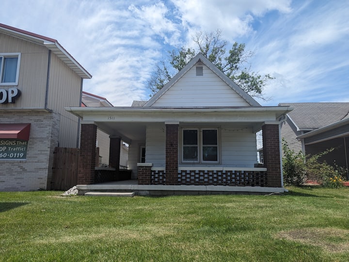 Sally's Playhouse - Terre Haute, IN