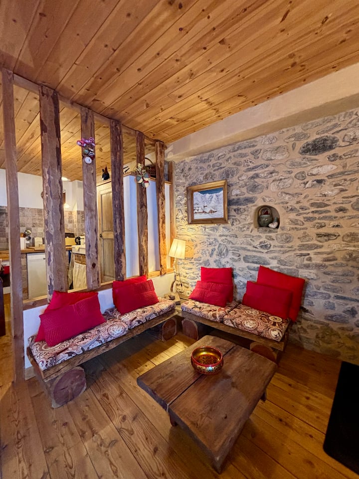 Spacieux Triplex 3 éToiles Dans Ferme Rénovée - Ceillac