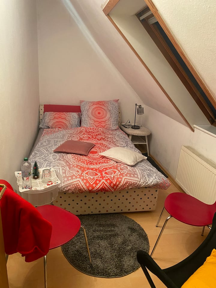 Kleines Zimmer, Zentral Mit S-bahnanschluss - Dortmund