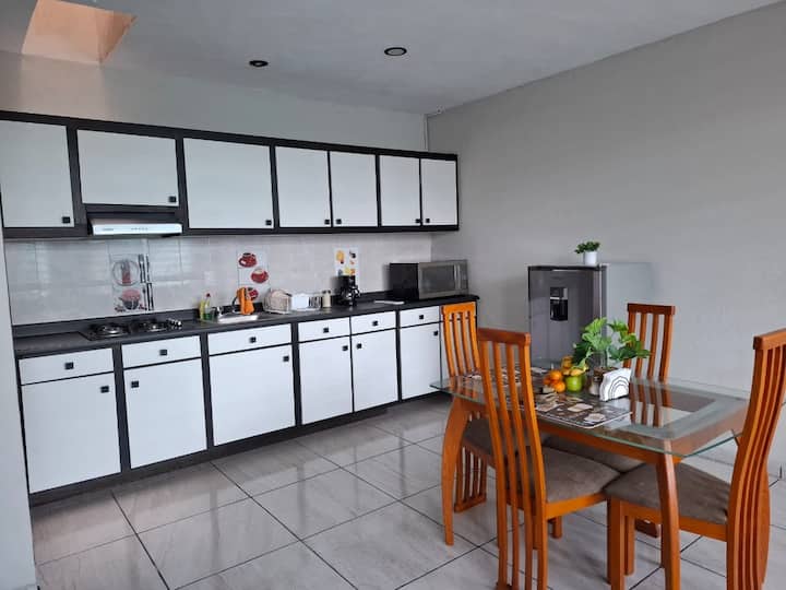 Cozy Central House For 4 People In Morelia - 모렐리아