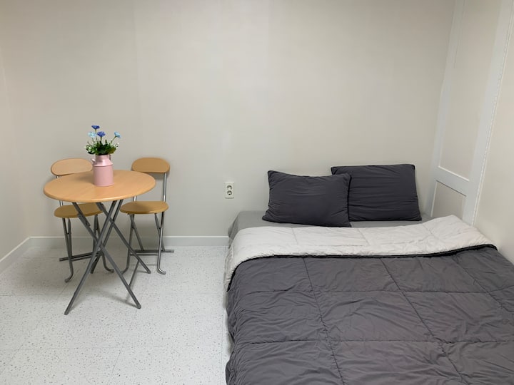 02_리뷰이벤트(별5점)
가격파괴/선착순 예약/재방문율 좋은 숙소(재오픈)가성비숙소Good - Daegu