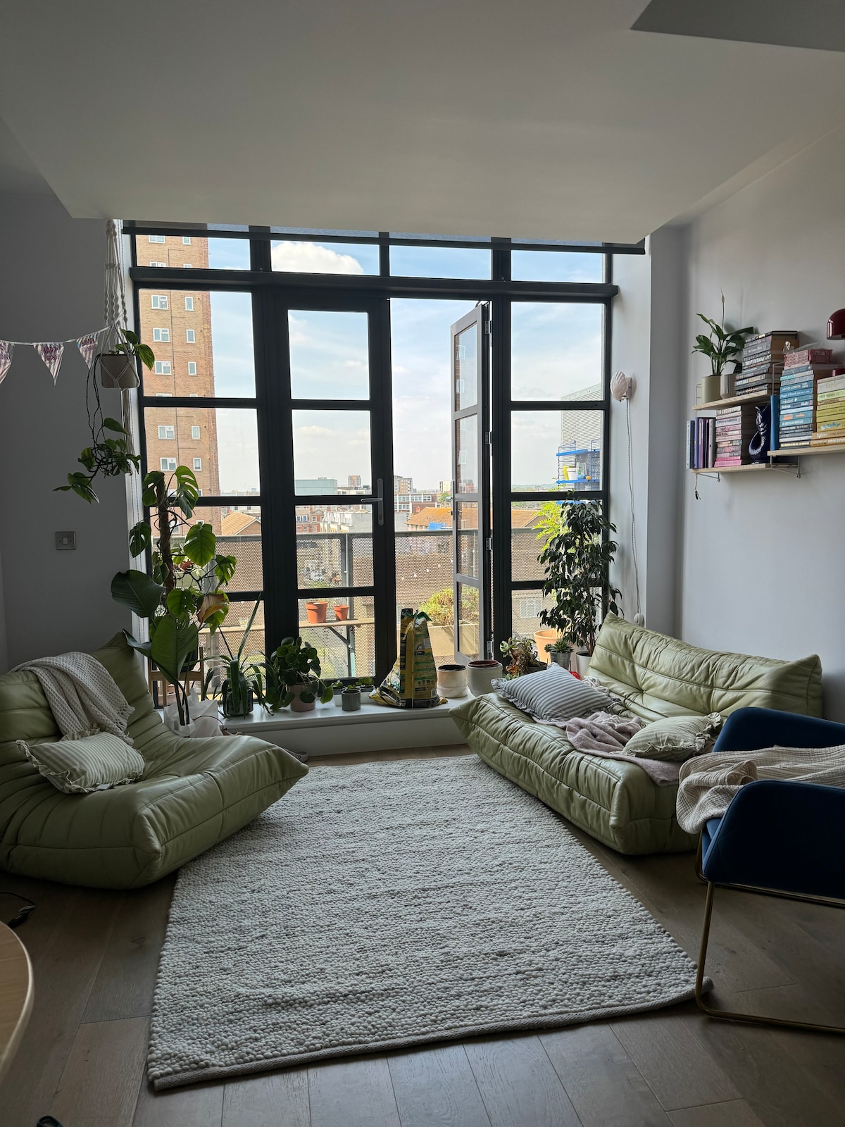 Sunny and modern Hackney home! - Apartments for Rent in Greater London ...