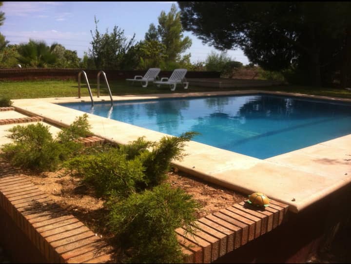 Casa De Campo Con Piscina - Alicante