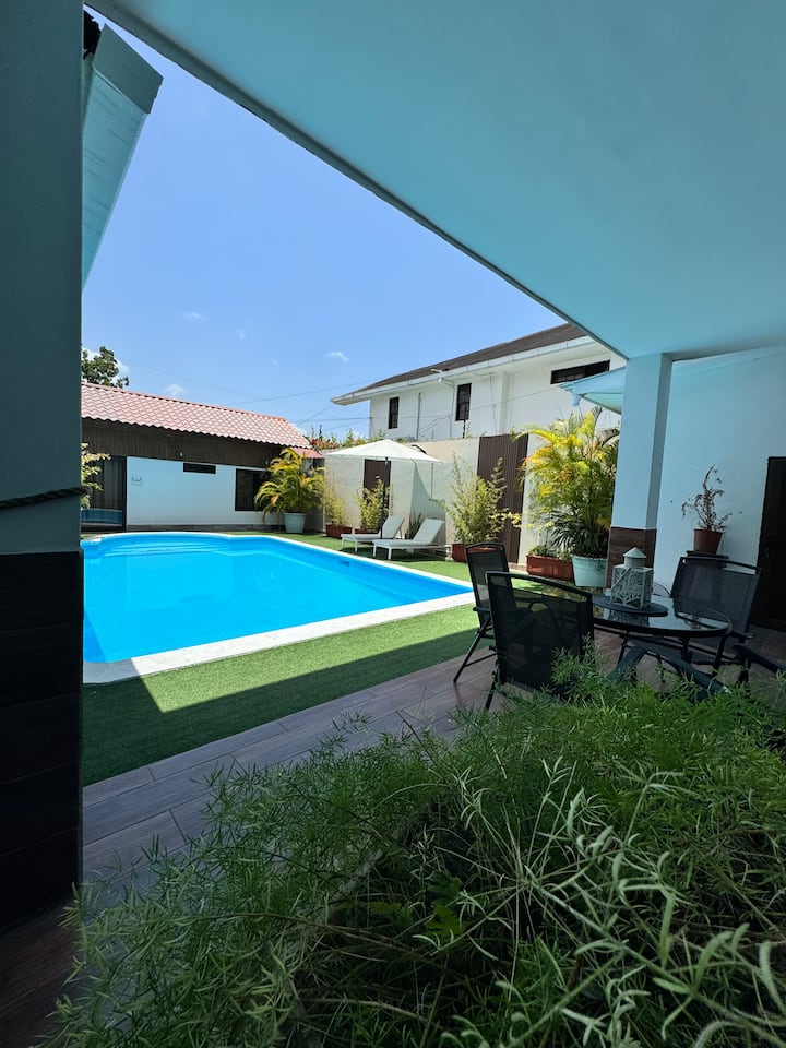 El Estudio,comodidad Y Tranquilidad, Con Piscina - Honduras