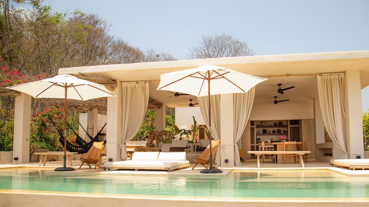 Casa Selva I Luxury Villa W/ Pool & Ocean View - Mexico