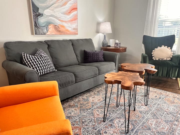 Home Away From Home-guests Rave + Dog Friendly - Lake Charles, LA