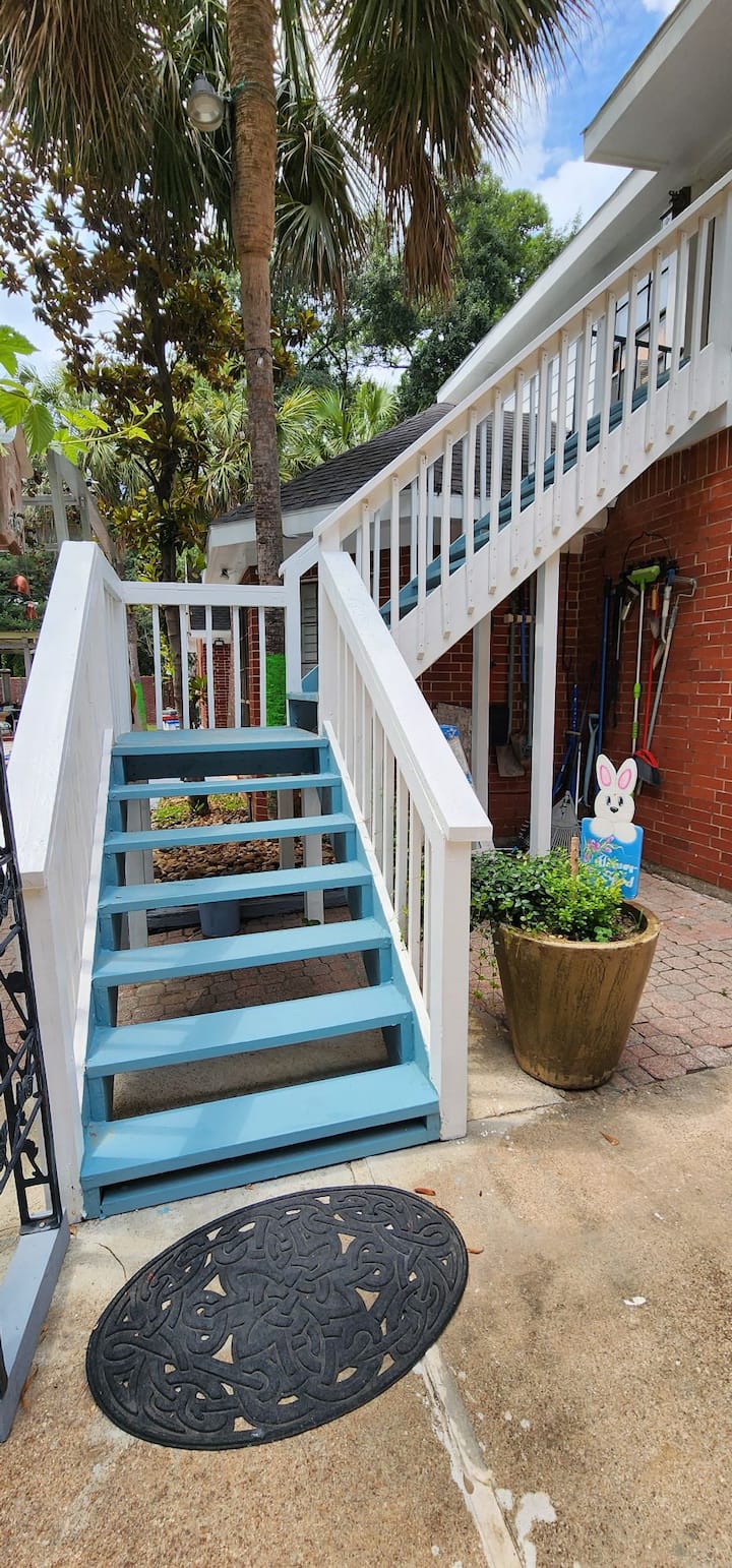 A Cozy Guest Suite In A Gated Community - Houston, TX