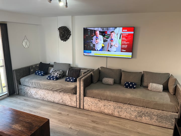 Rembrandt Serviced Apartments - The Lounge Club - Lancashire