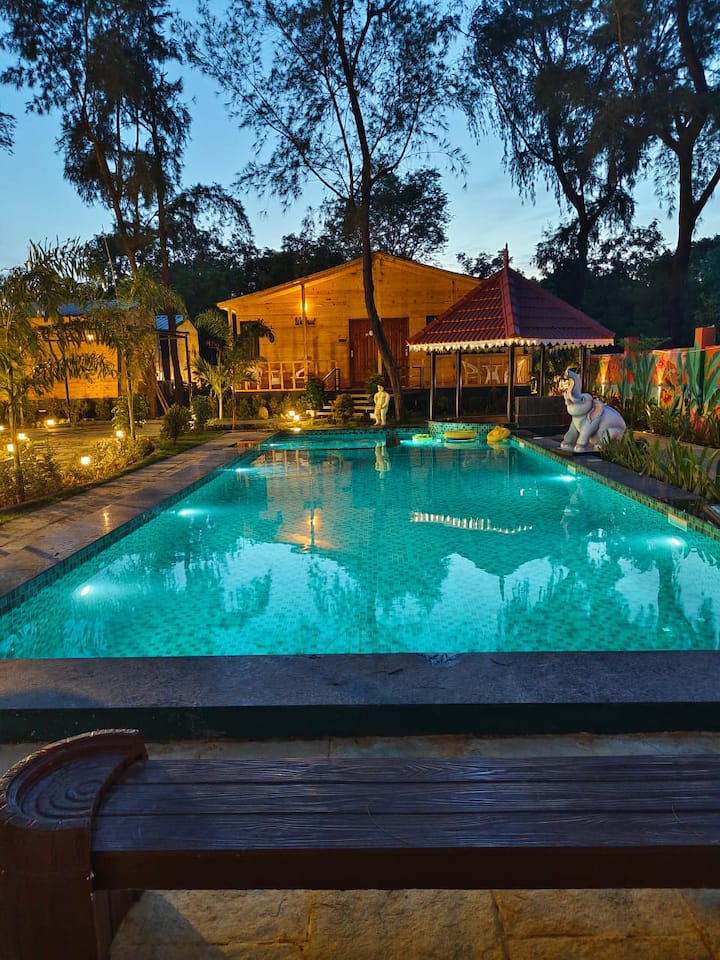 Mahbliss Pines - Walnut - Mahabalipuram