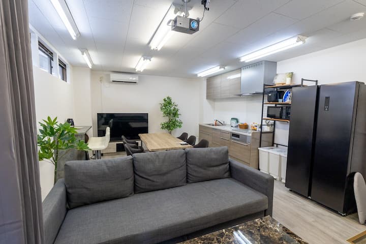 約90㎡1/トイレ2/シャワー2/池袋10分/西巣鴨徒歩5分/新規リフォームで清潔！/ごたわり家電 - Toda