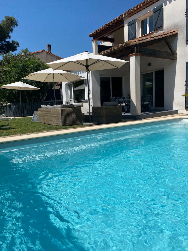 Le Gai Soleil - ibis Styles Carcassonne La Cité