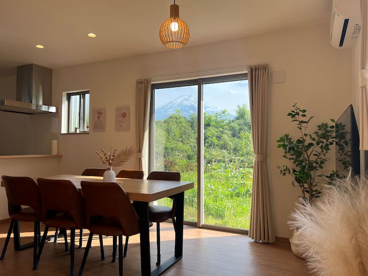 河口湖駅から徒歩3分/ローソン富士山まで徒歩3分/富士山ビュー/新築/観光地の中心 - 가와구치 호